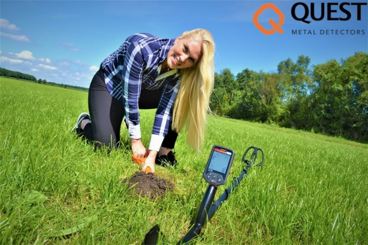 Quest Q20 Define Dedektörü - 33cm Başlıklı - Mena Detector